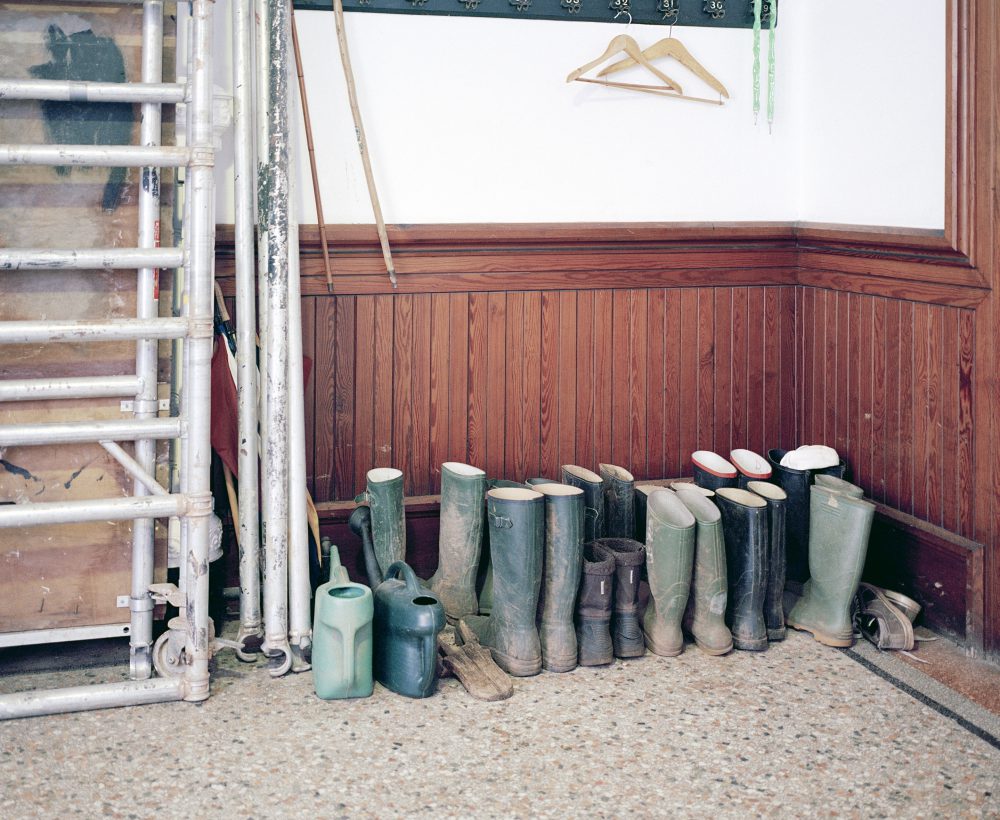 Ashley Bourne – AINT—BAD