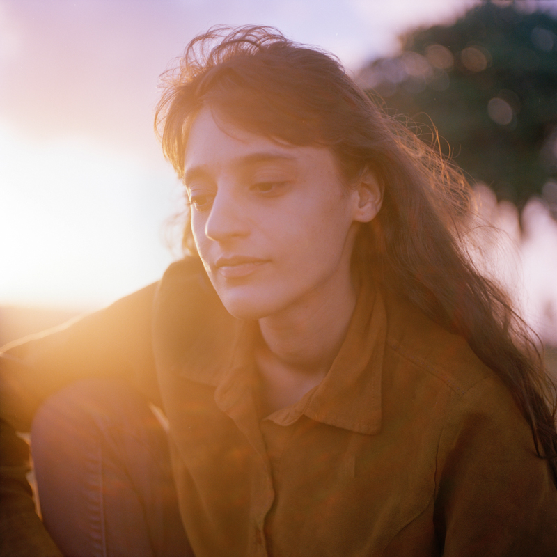 Evie Metz – AINT—BAD